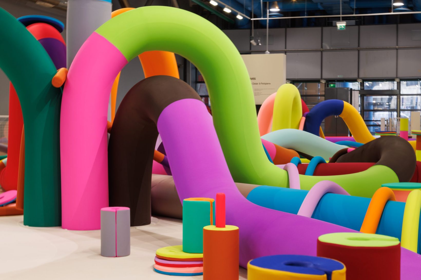 Les Plantamouves : L’exposition-atelier de la Galerie des Enfants